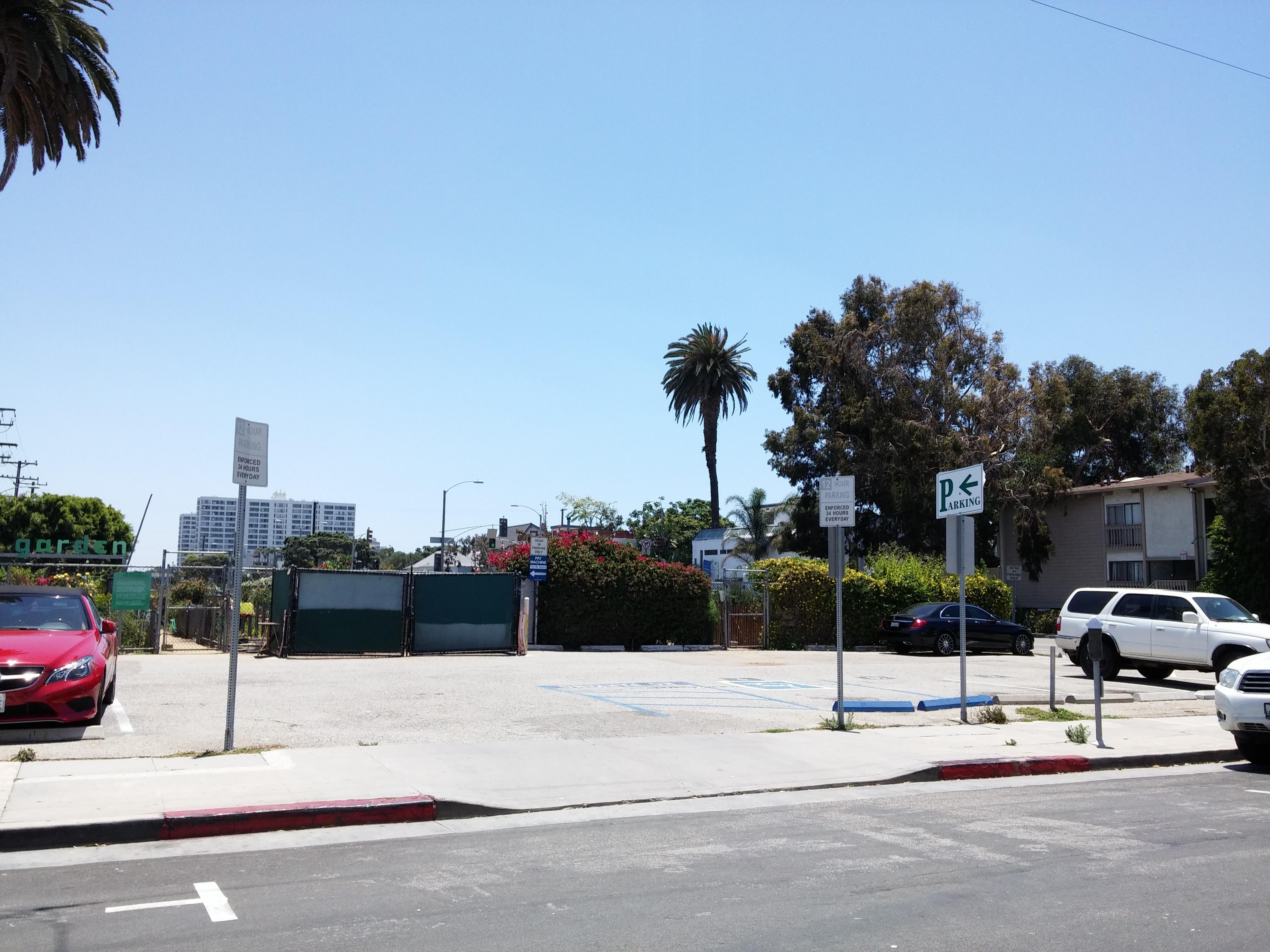 Lot 26 - Parking in Santa Monica | ParkMe