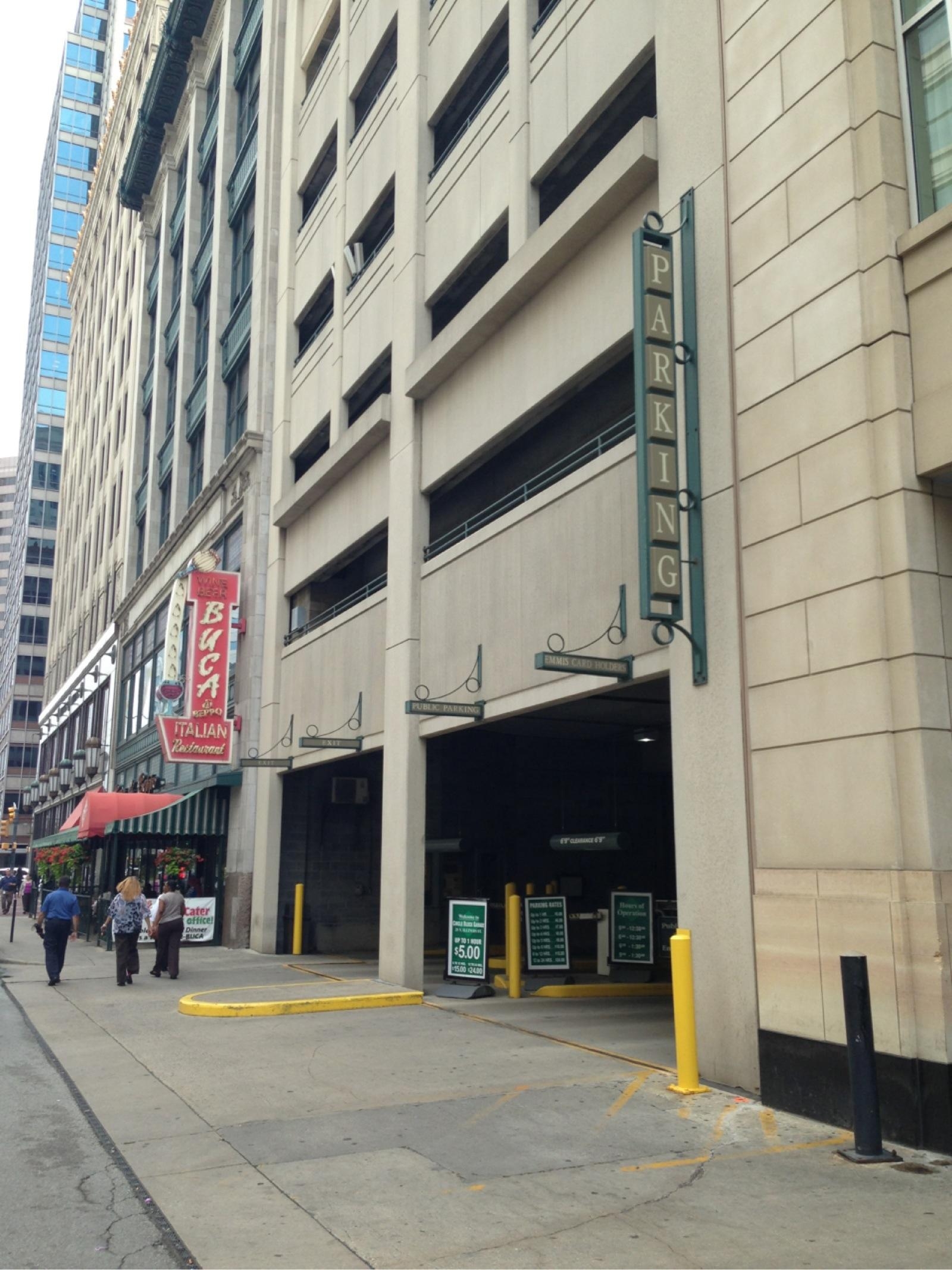 Circle Block Garage - Parking in Indianapolis | ParkMe