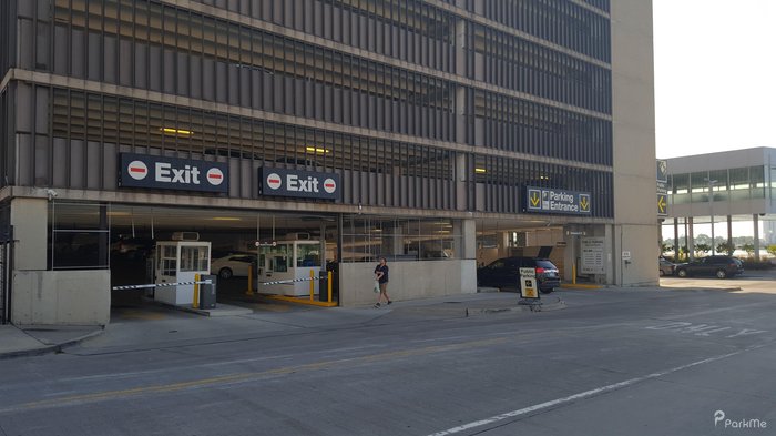 Center Garage - Parking in Detroit | ParkMe
